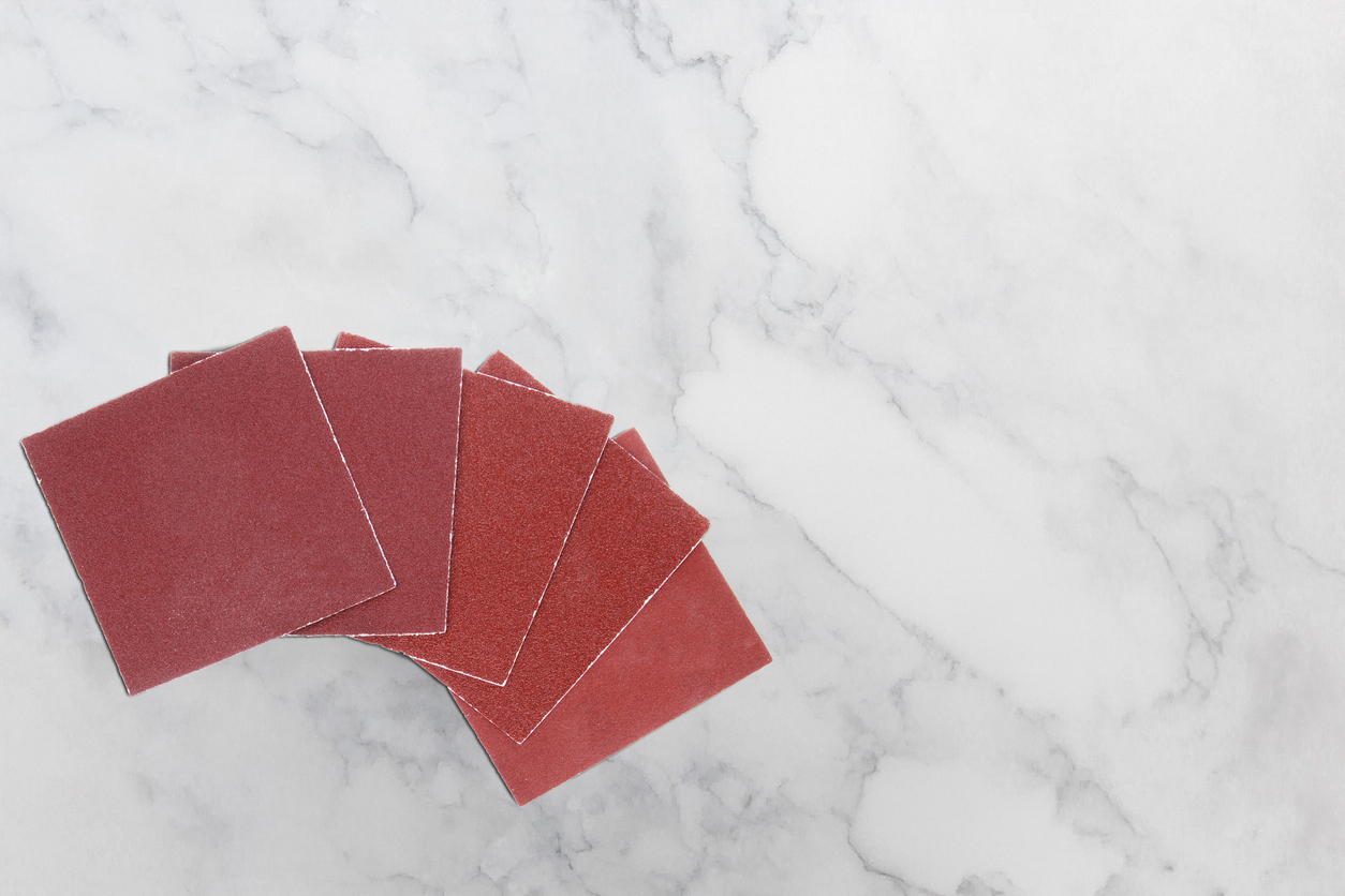 De juiste techniek om roestvlekken op marmer te verwijderen ...